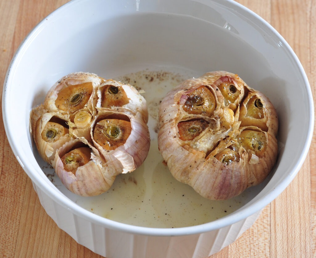 Roasted Garlic Hummus - The Creekside Cook